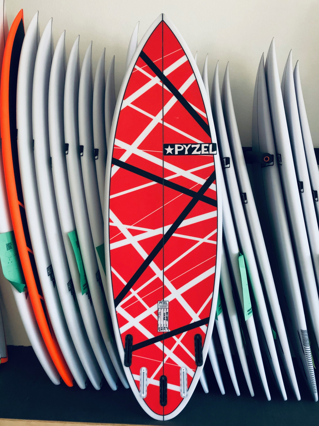 Pyzel Surfboards - Mini Ghost-Round