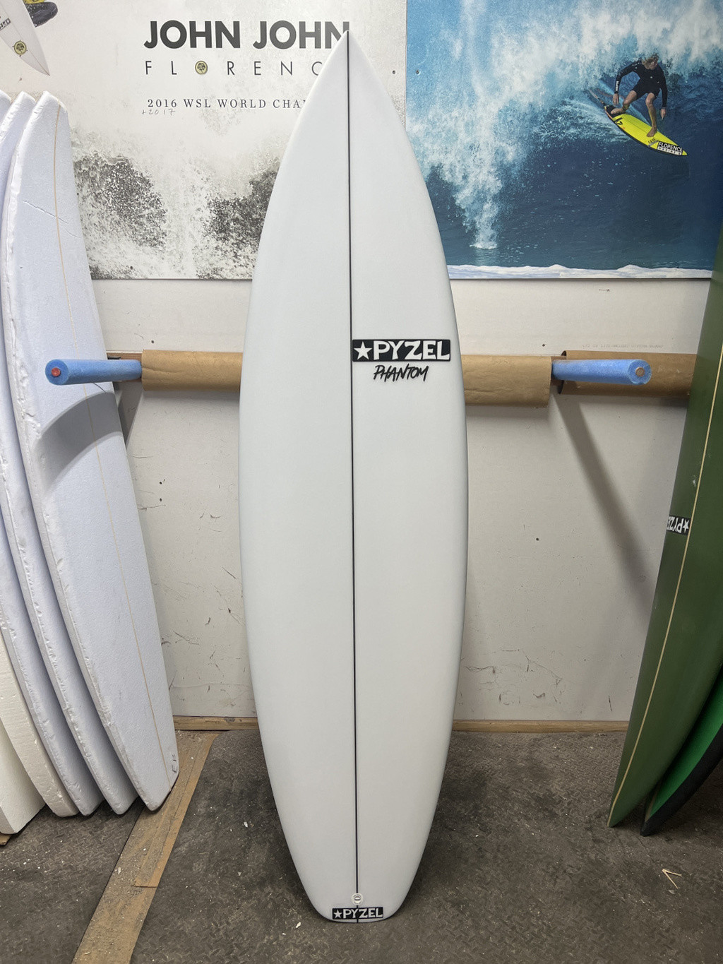 Pyzel Surfboards - Phantom
