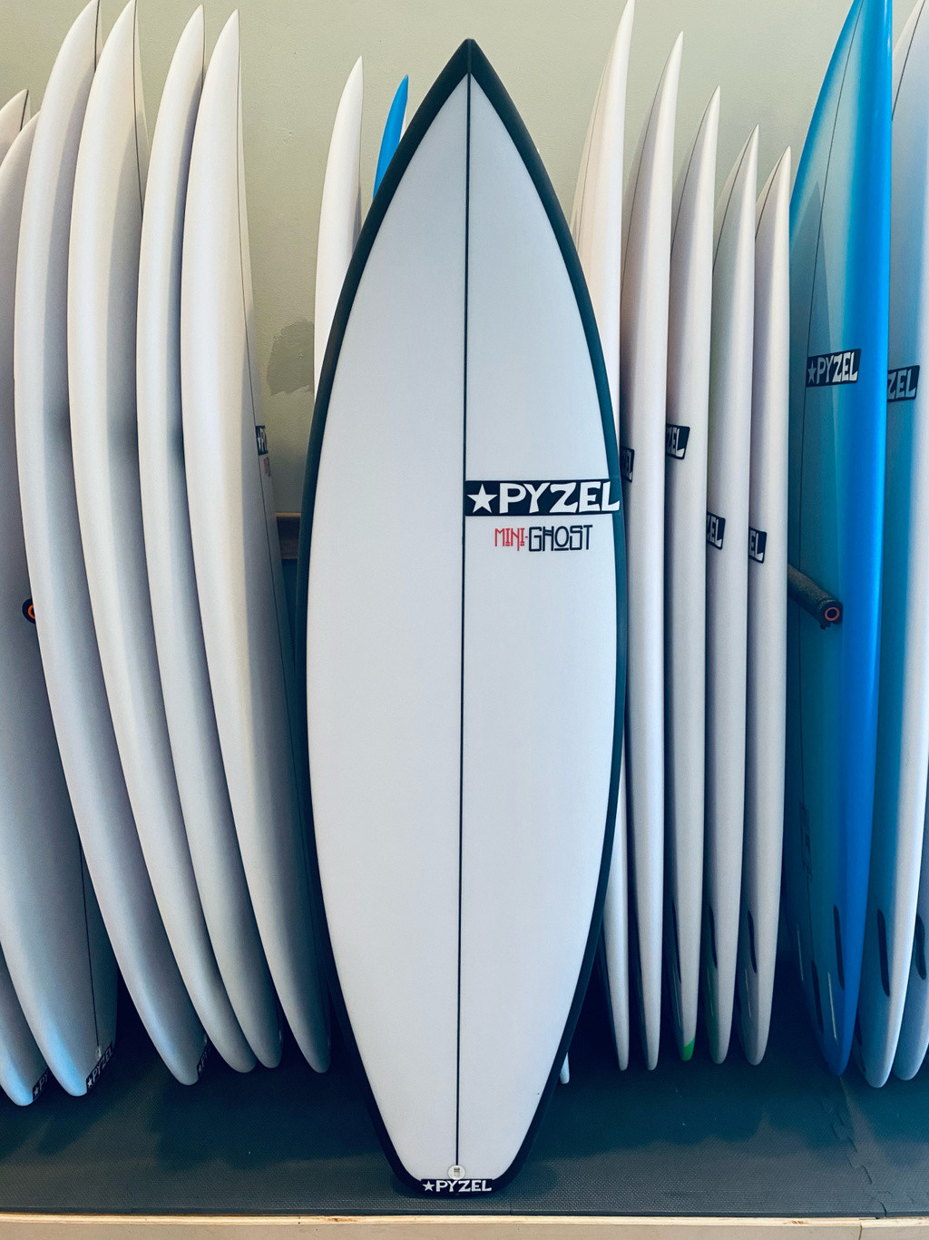 Pyzel Surfboards - Mini Ghost-Squash
