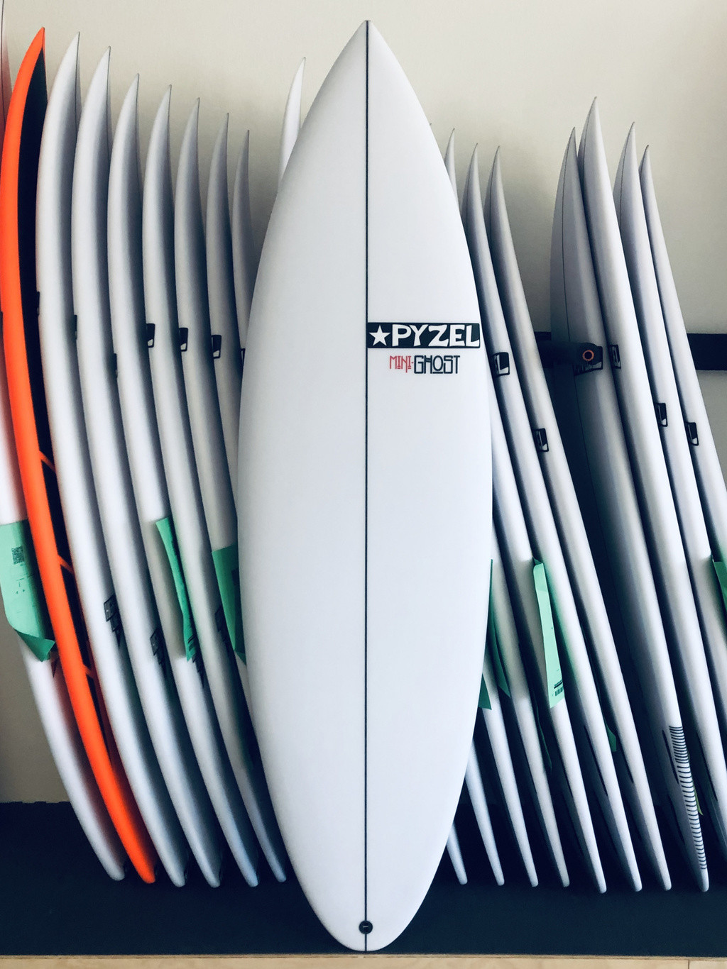 Pyzel Surfboards - Mini Ghost-Round
