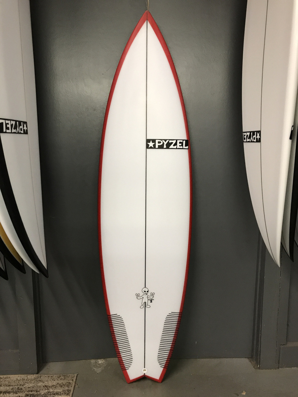 Pyzel Surfboards - Pyzalien 2