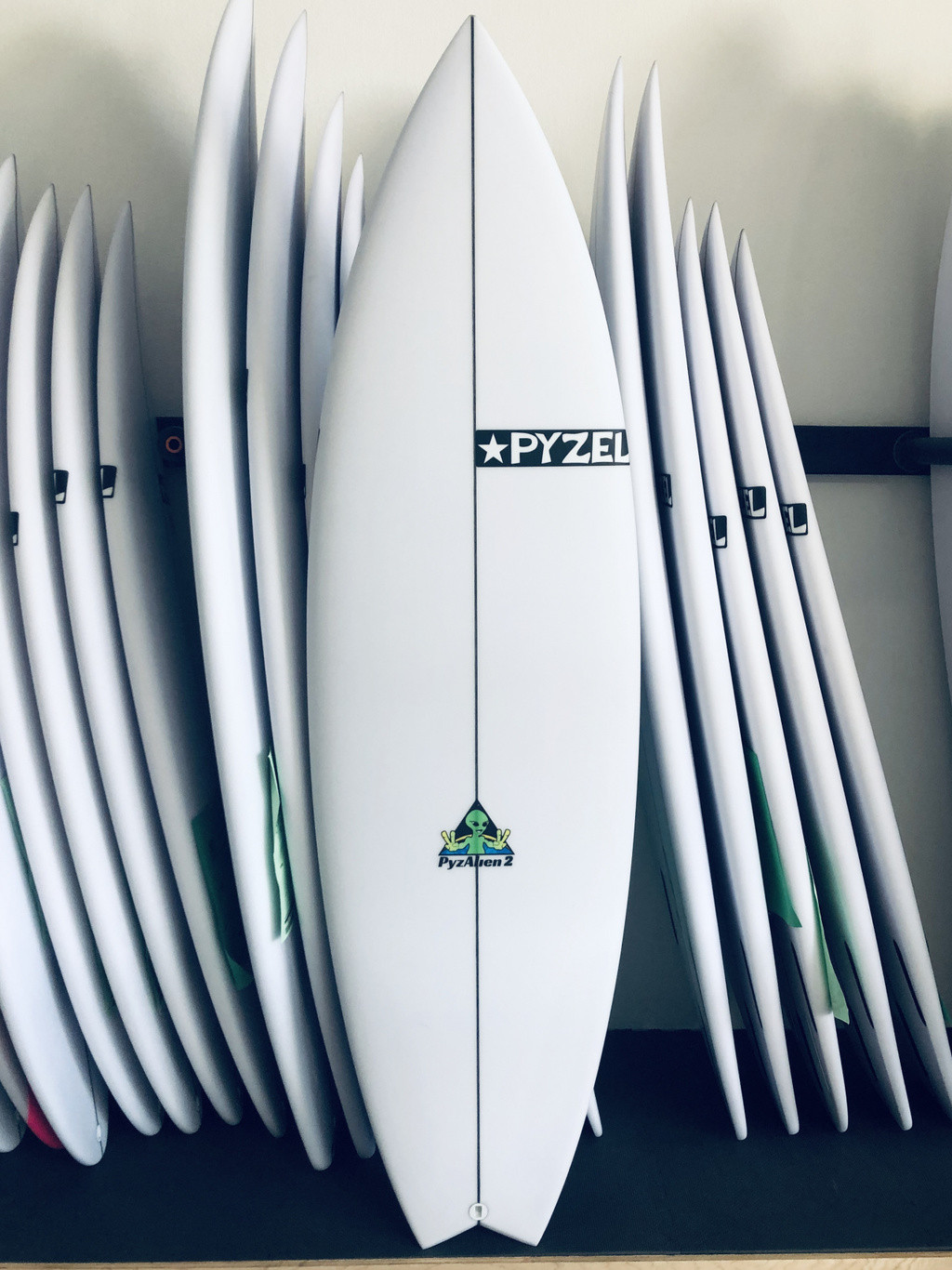 Pyzel Surfboards - Pyzalien 2 XL