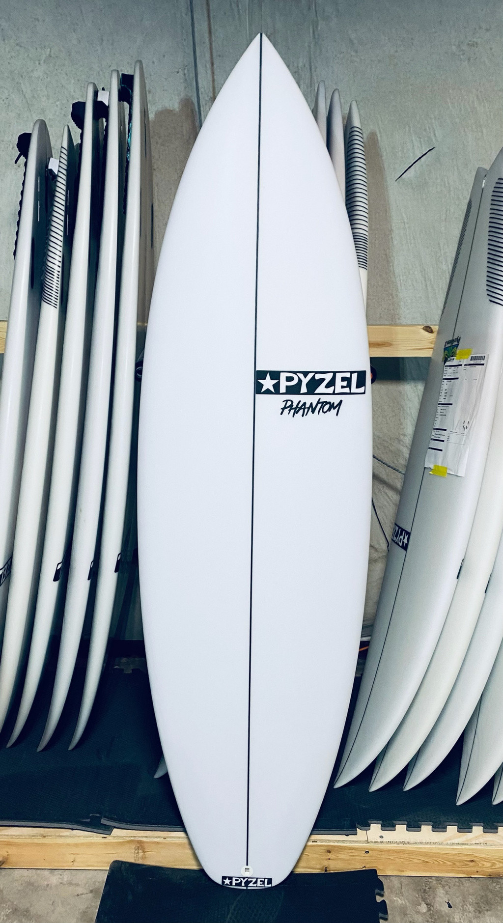 Pyzel Surfboards - Phantom